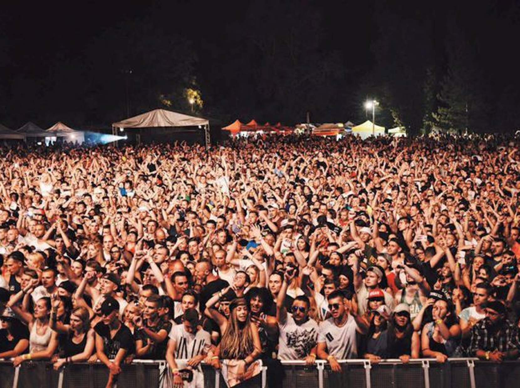 Hip Hop Žije Celebrates Its Fifth Edition in Bratislava | Mamaison ... Hip Hop Žije Celebrates Its Fifth Edition in Bratislava | Mamaison ...